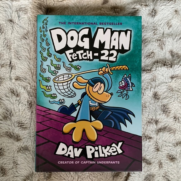 Scholastic | Other | Dog Man Fetch 22 By Dav Pilkey Book In Like New ...